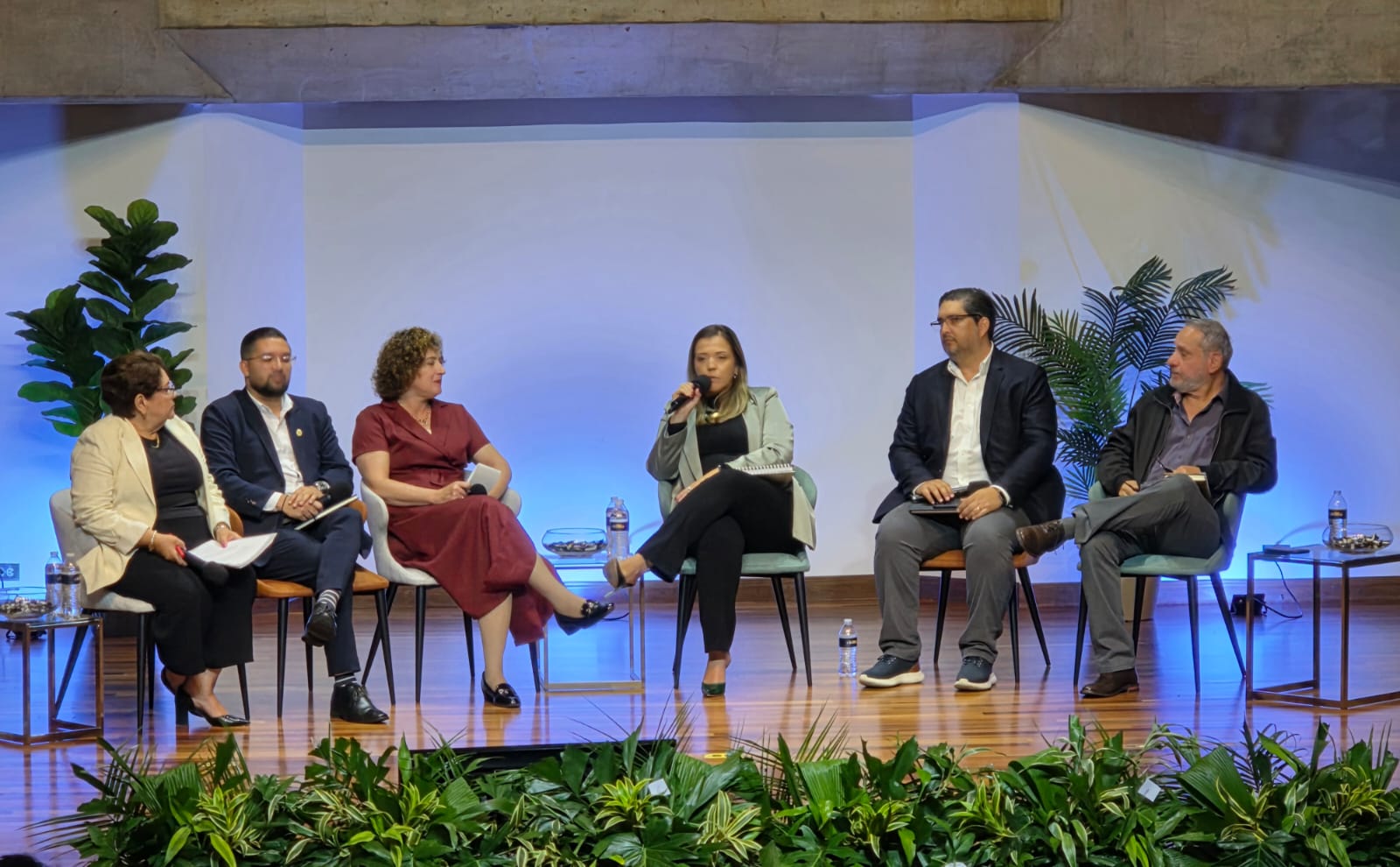 Falta de capacidad hídrica y problemas de gestión retrasan la ...